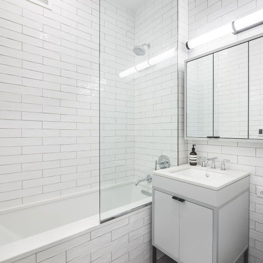 Ceramic tile - A TRAIN - ARTISTIC TILE - high-gloss / 3D / indoor