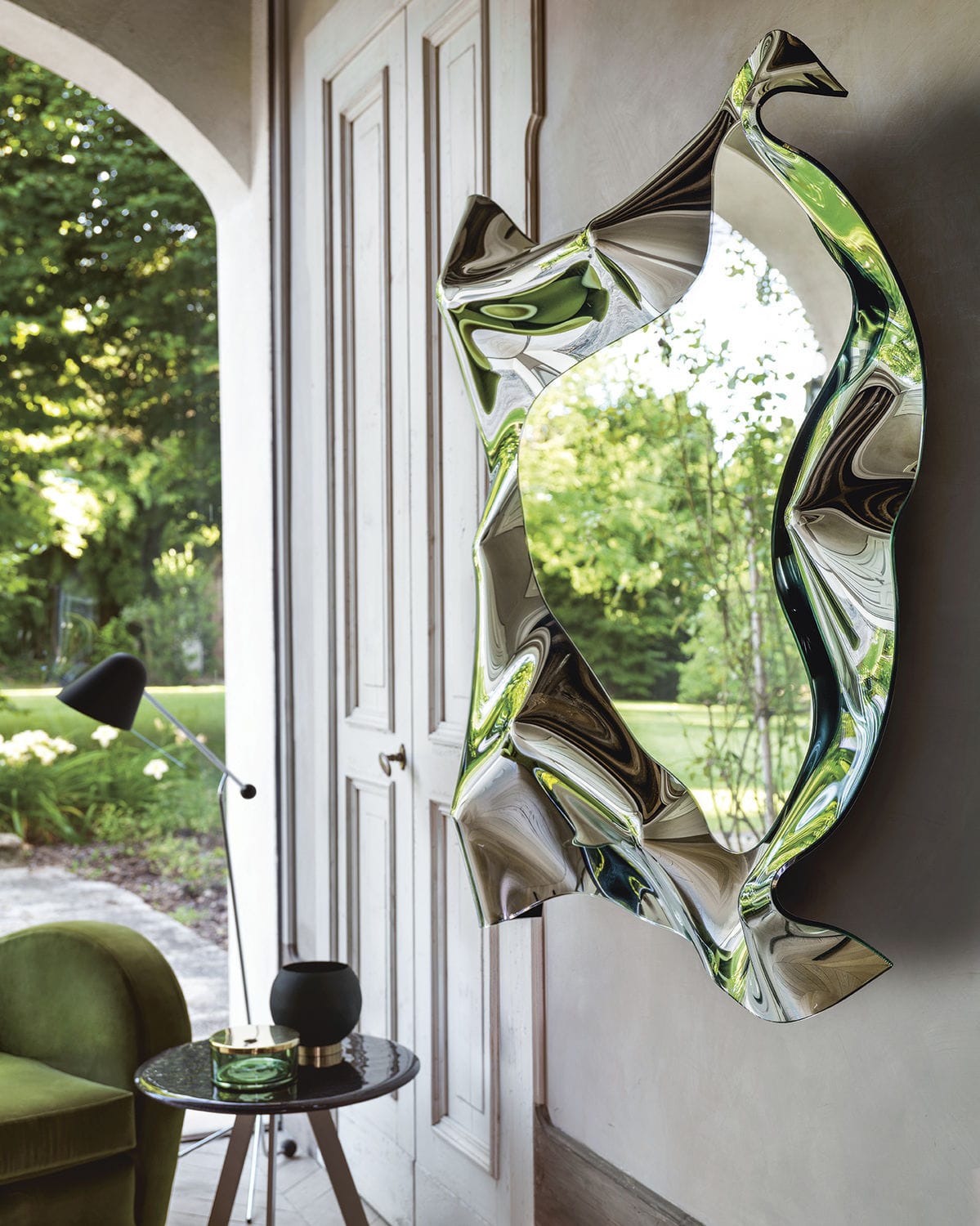 Wall-mounted mirror - CHRISTINE - FIAM ITALIA - original design / metal