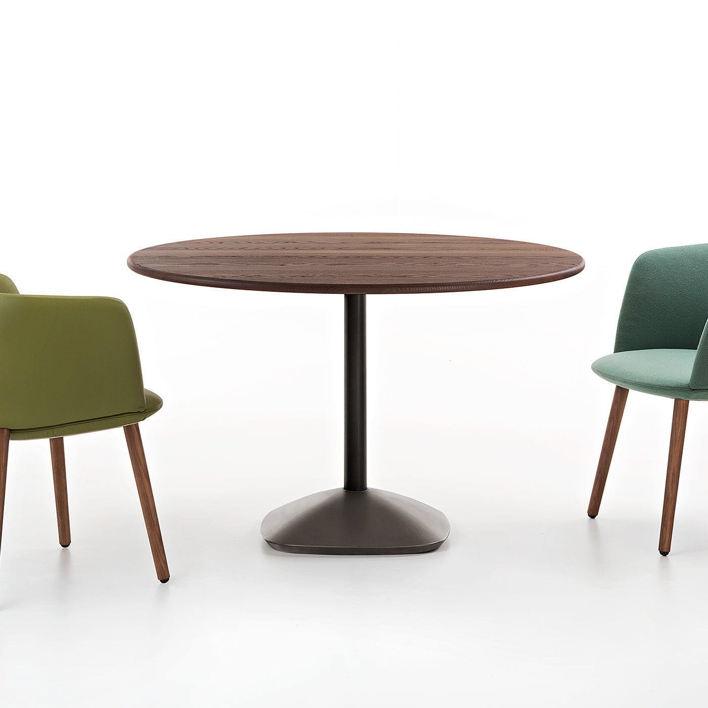 Contemporary bistro table - BABA - MAXDESIGN - steel / ash / round