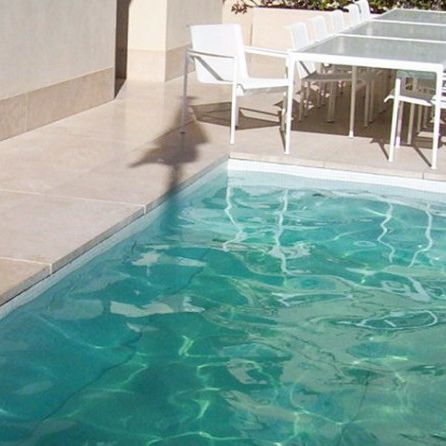Swimming pool movable floor - VARIOPOOL B.V.