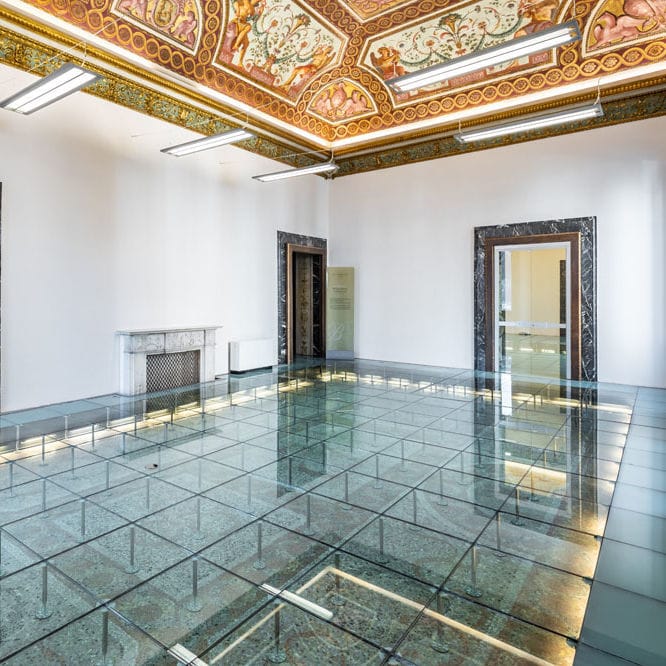 Glass raised access floor tile - Nesite - non-slip / indoor / for ...