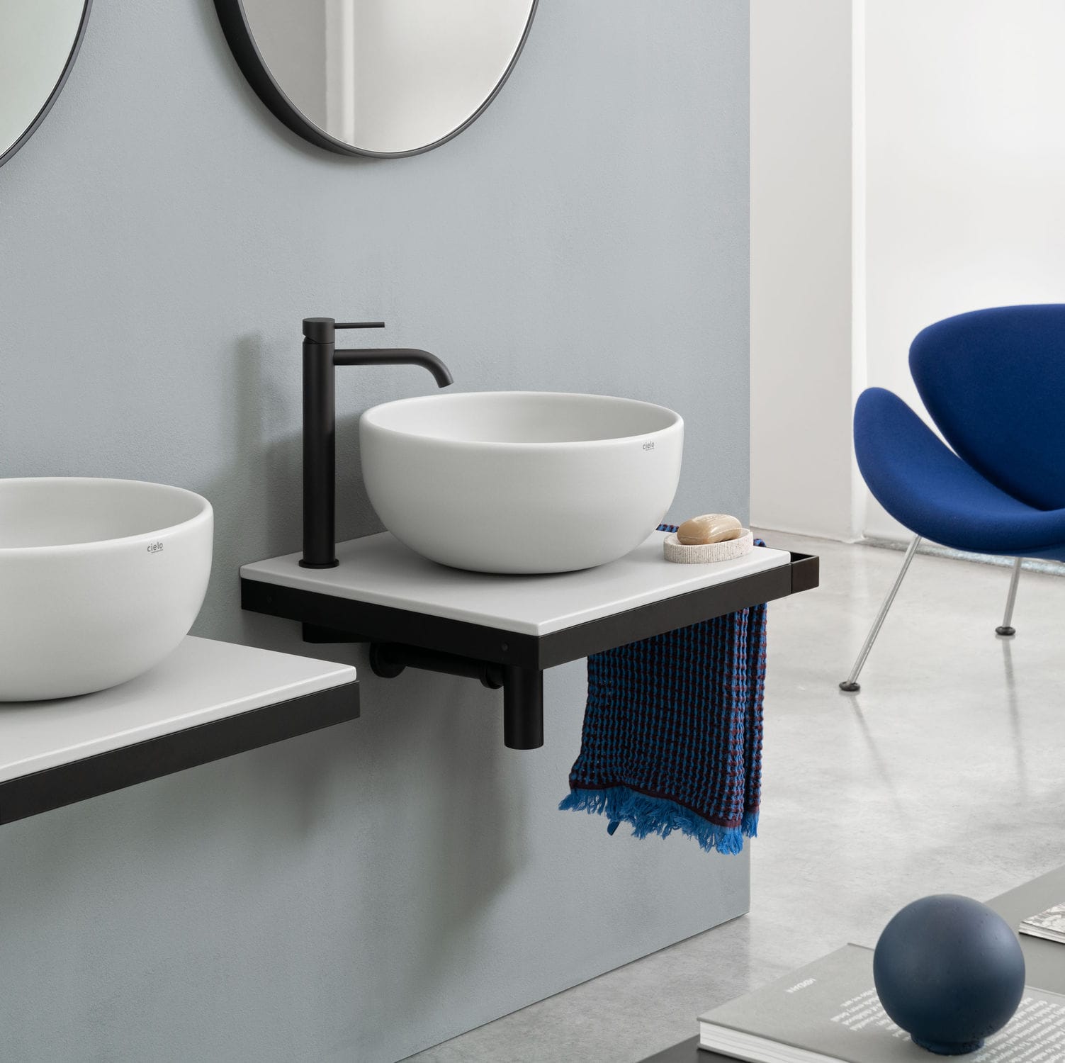 Ceramic vanity top - MULTIPLO - Ceramica Cielo - with towel rack