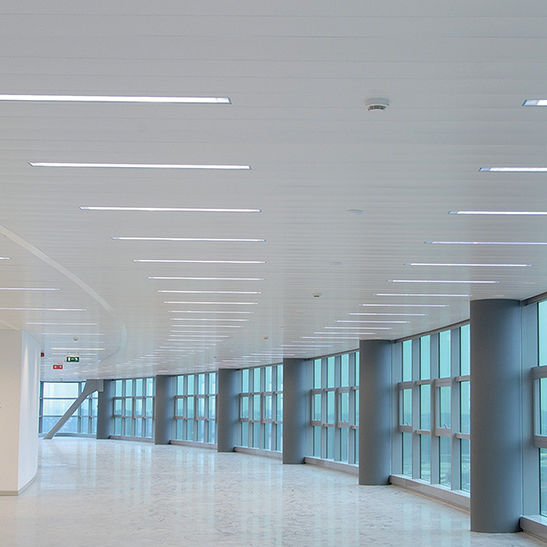 Aluminum ceiling - Luxalon® 75C / 150C / 225C - Hunter Douglas ...