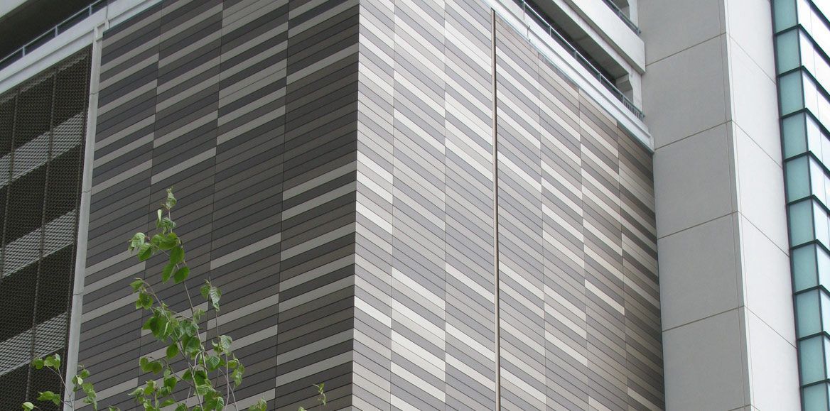 Aluminum cladding / reflective / strip - MEDIA CITY - James & Taylor