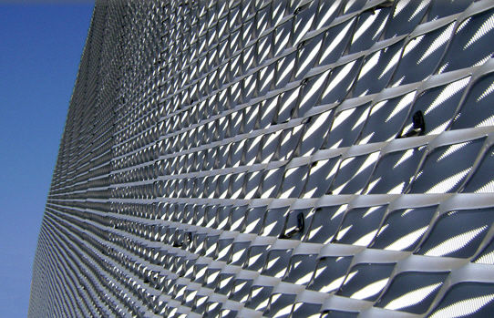 Cladding metal mesh - NEW MUSEUM OF CONTEMPORARY ART - James & Taylor ...