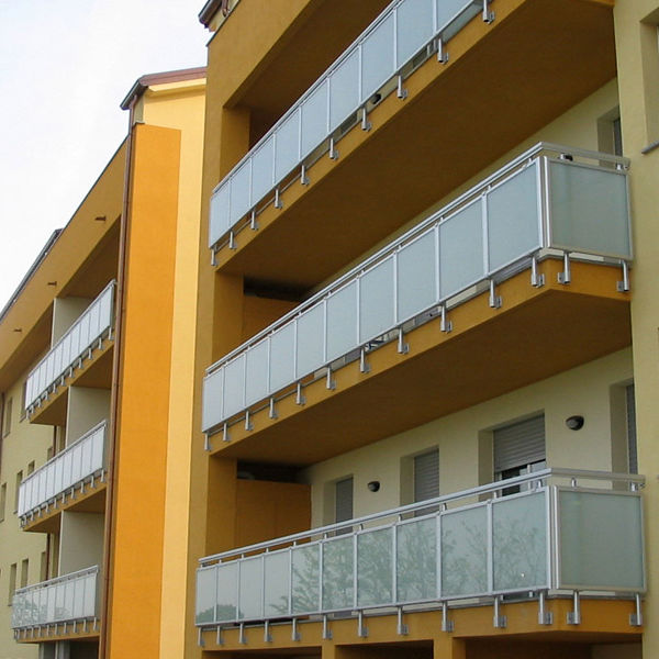 Balcony with panels - PISA - METRA Building - glass