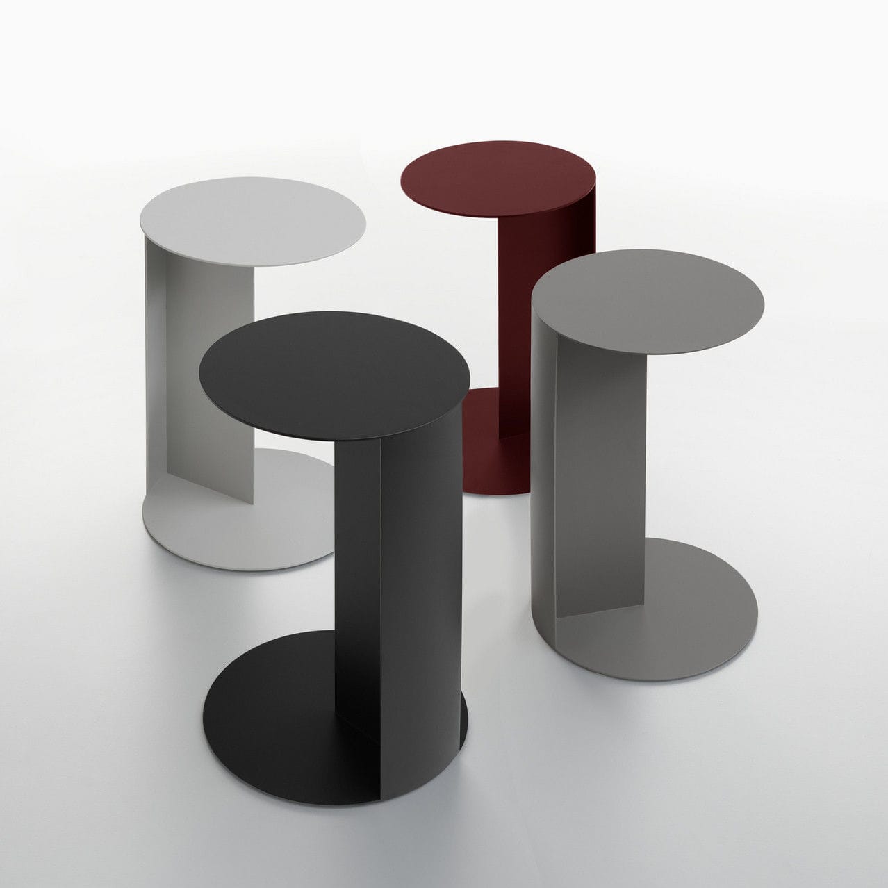 Contemporary side table - TO - PLANK - sheet steel / metal base / round