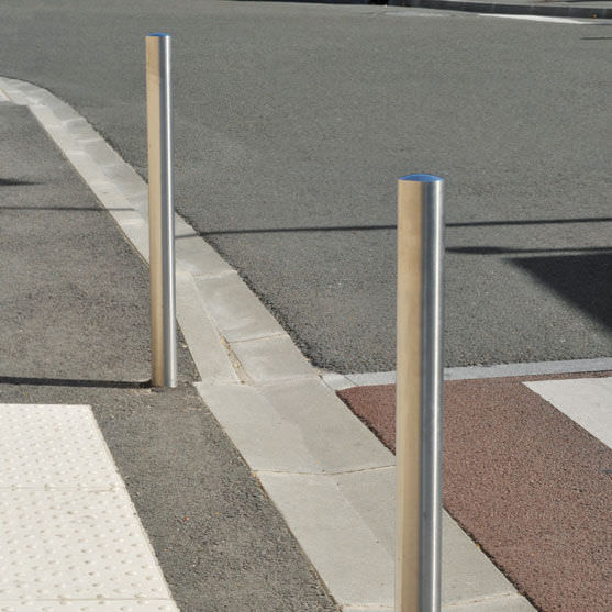 Security post - PHENIX - AREA - stainless steel / polished stainless ...