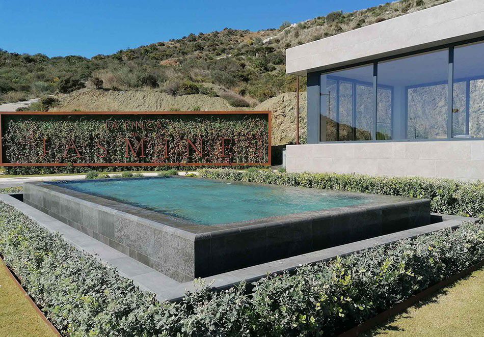 Overflow swimming pool - ZEN - Rosa Gres - outdoor / in-ground / above ...
