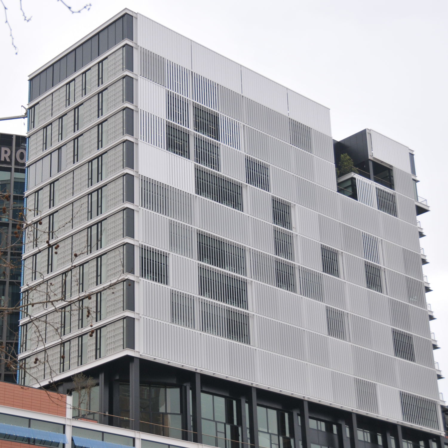 Aluminum solar shading - DUTEC 400E - Durmi - for facade / motorized