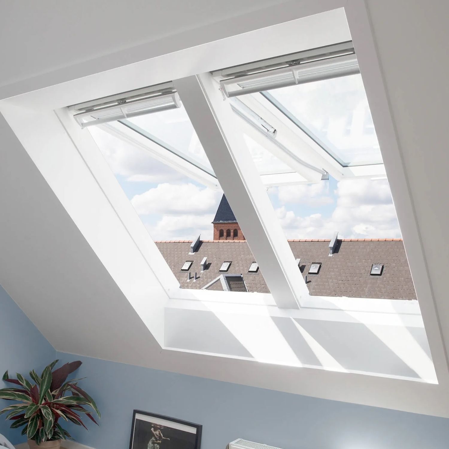 Wooden roof window - JUMO - VELUX - projection / double-glazed / 1 leaf