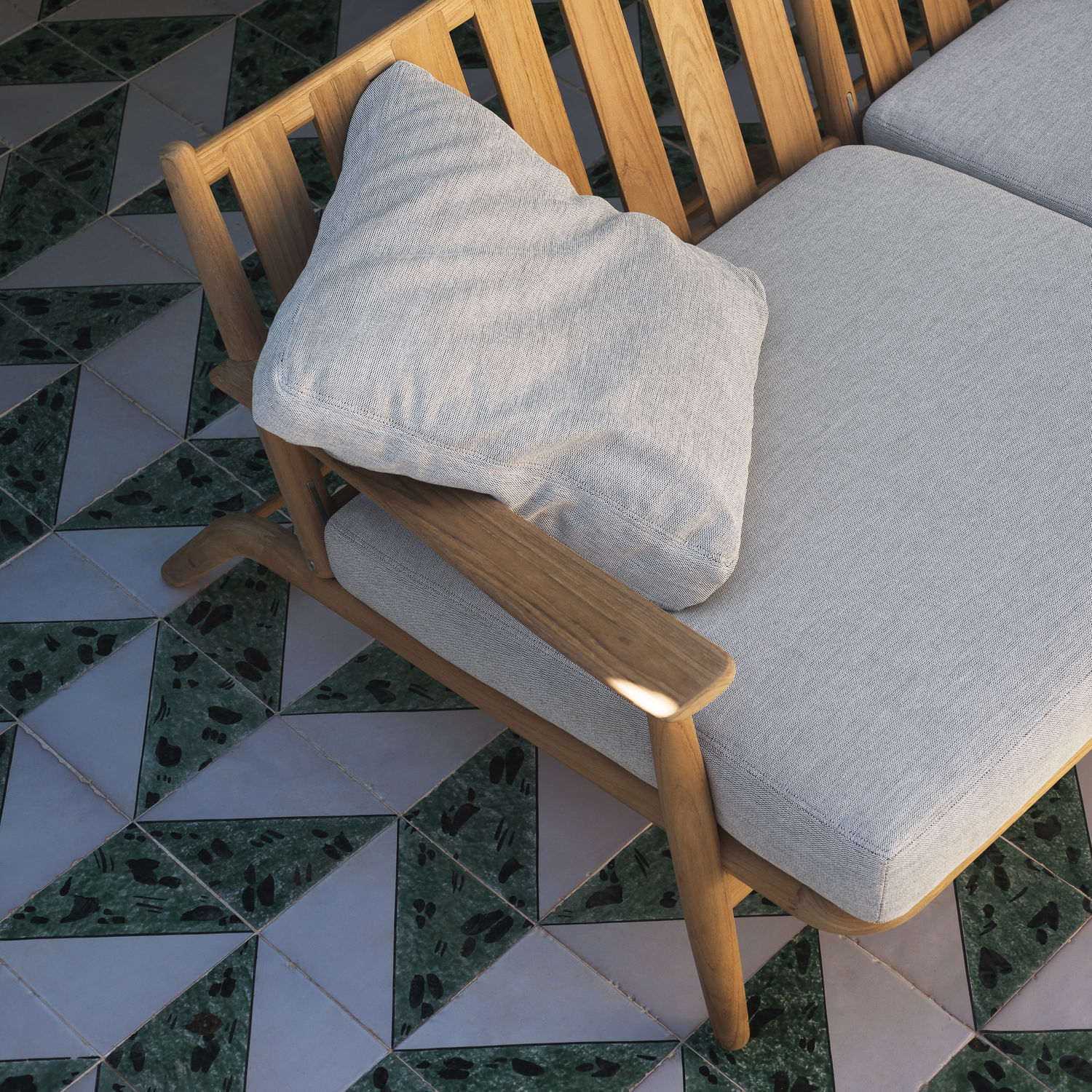 Contemporary sofa - LEVANTE 103 - RODA - patio / pool / garden