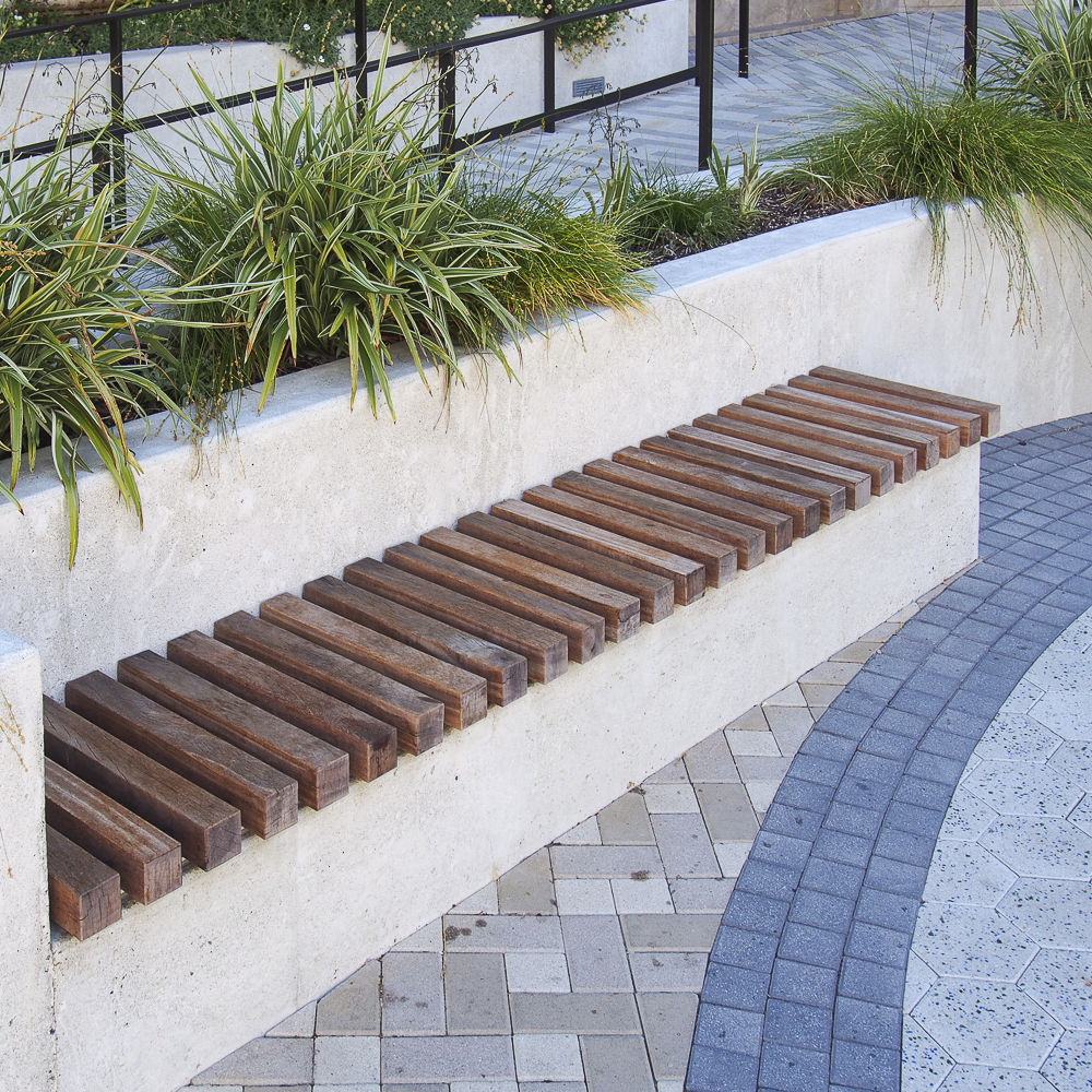 Contemporary bench - SOLID LINEAR TOP - Streetlife - hardwood / without ...