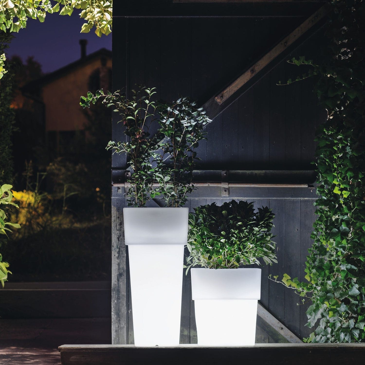 Low-density polyethylene (LDPE) plant pot - TORRE - SERRALUNGA ...