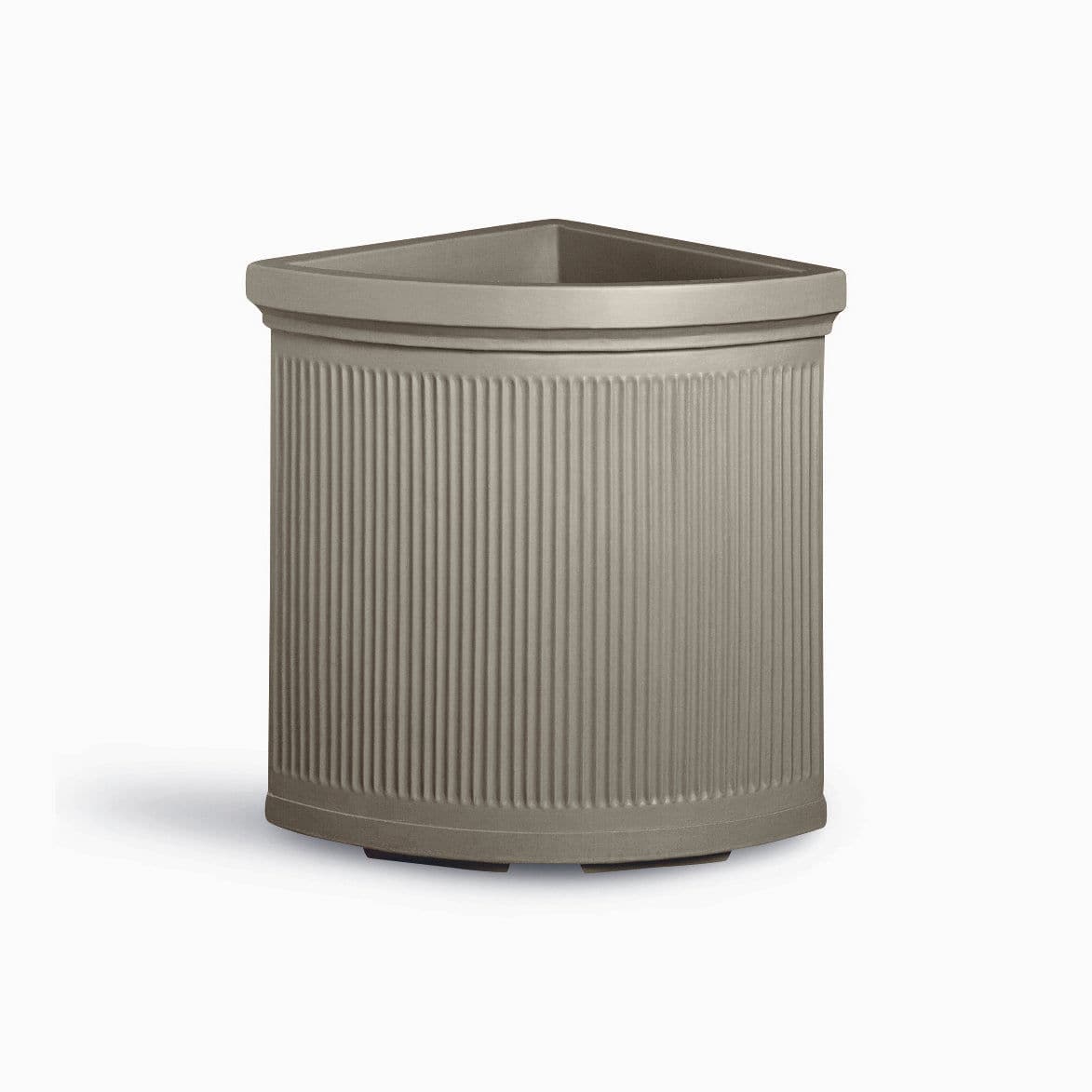 Low-density polyethylene (LDPE) plant pot - MILLERIGHE ANGOLO ...