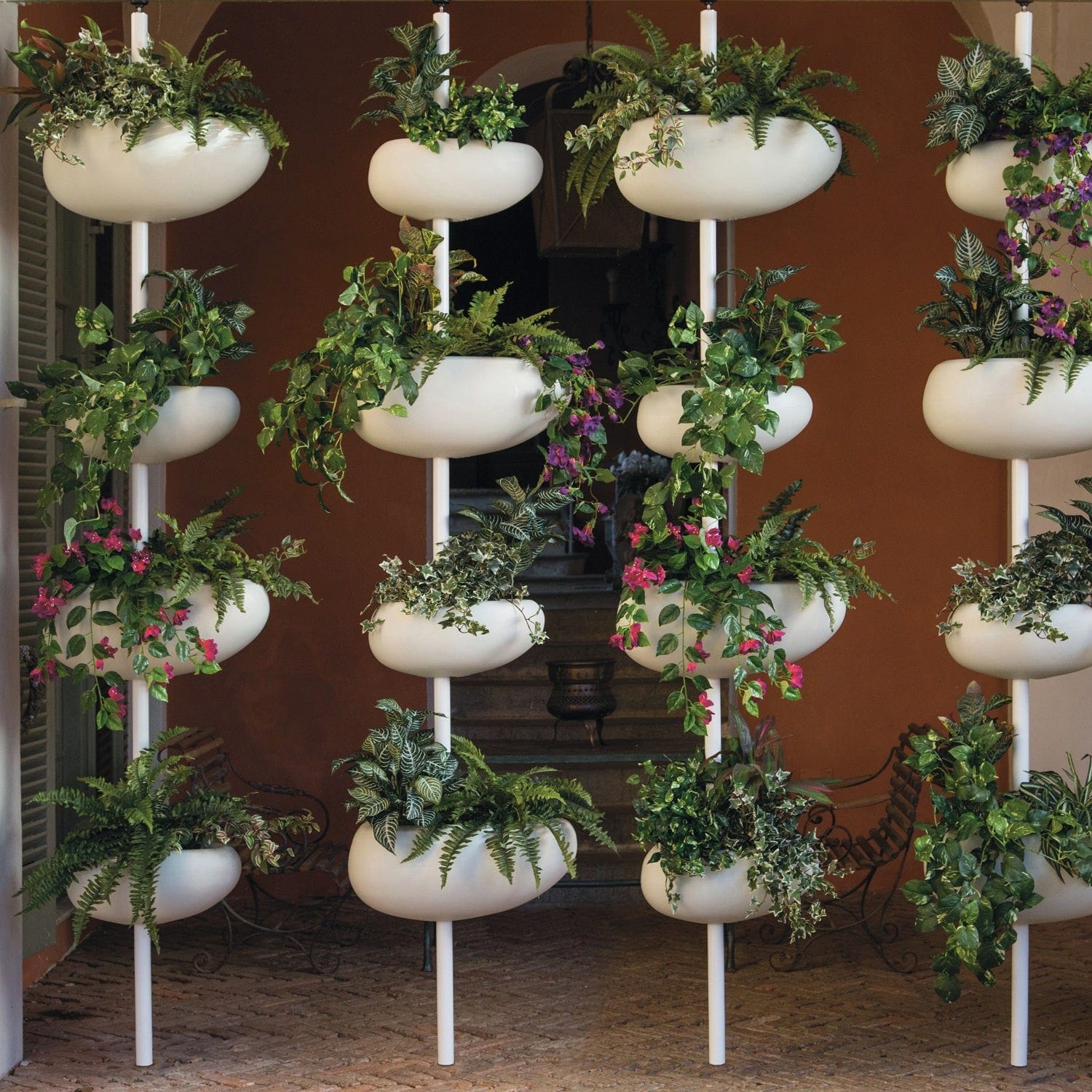 Low-density polyethylene (LDPE) plant pot - GREENPILLS - SERRALUNGA ...