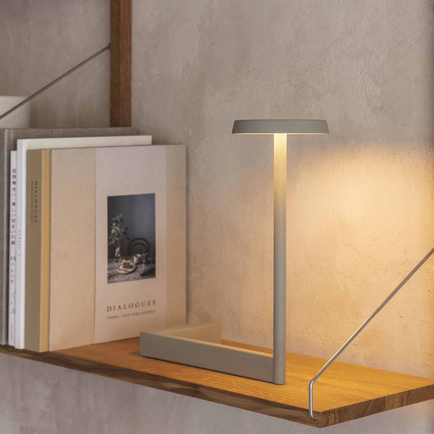 Table lamp - Flat - VIBIA LIGHTING - aluminum / steel / contemporary