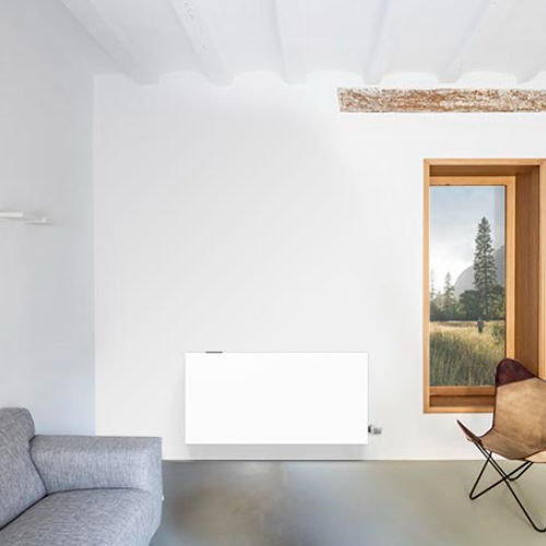 Hot water radiator - STRADA HYBRID - JAGA - 751 w...1000 w / 501 w ...