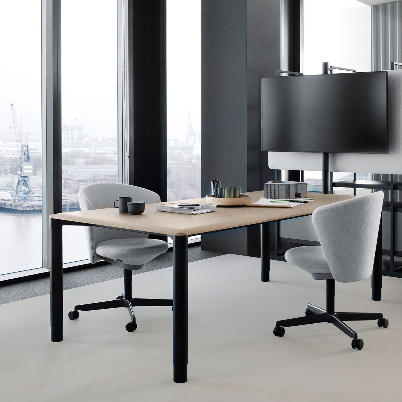 Executive desk - PORTS - Bene GmbH - free-standing / individual ...
