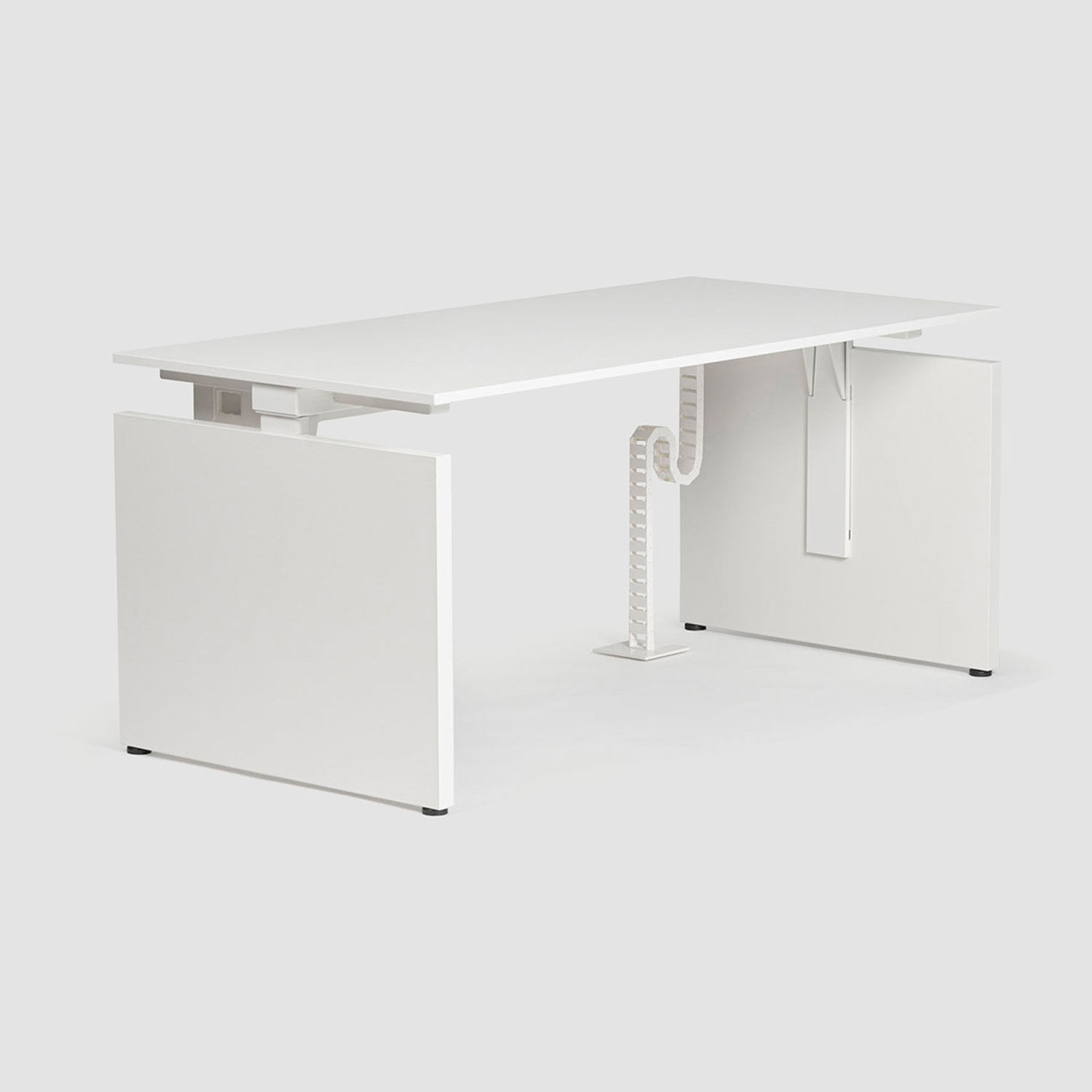 Free-standing desk - CLASSIC - Bene GmbH - individual / contemporary ...