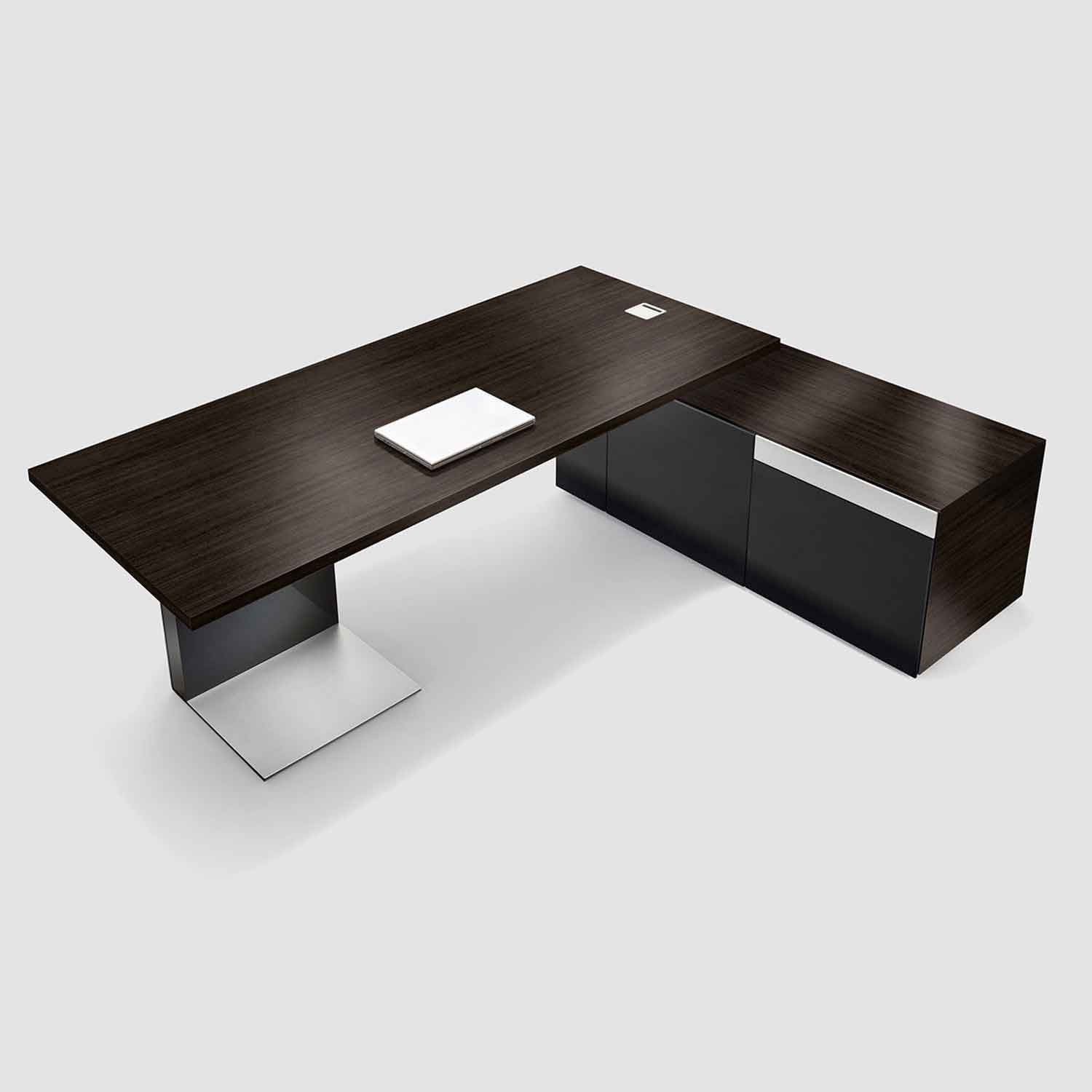 Executive desk - P2 MANAGEMENT - Bene GmbH - free-standing ...
