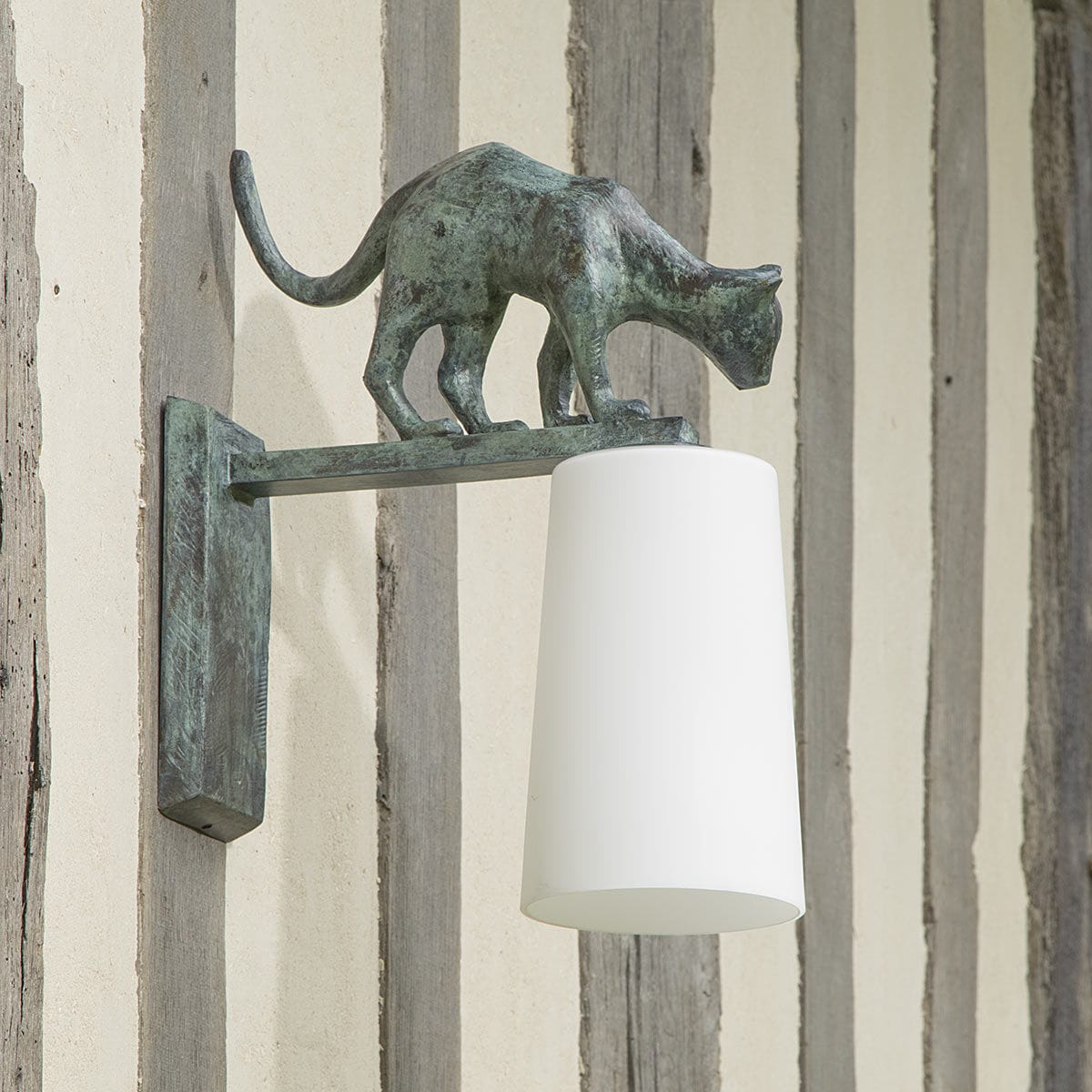 Traditional wall light - LOLA - Objet Insolite - outdoor / bronze / glass