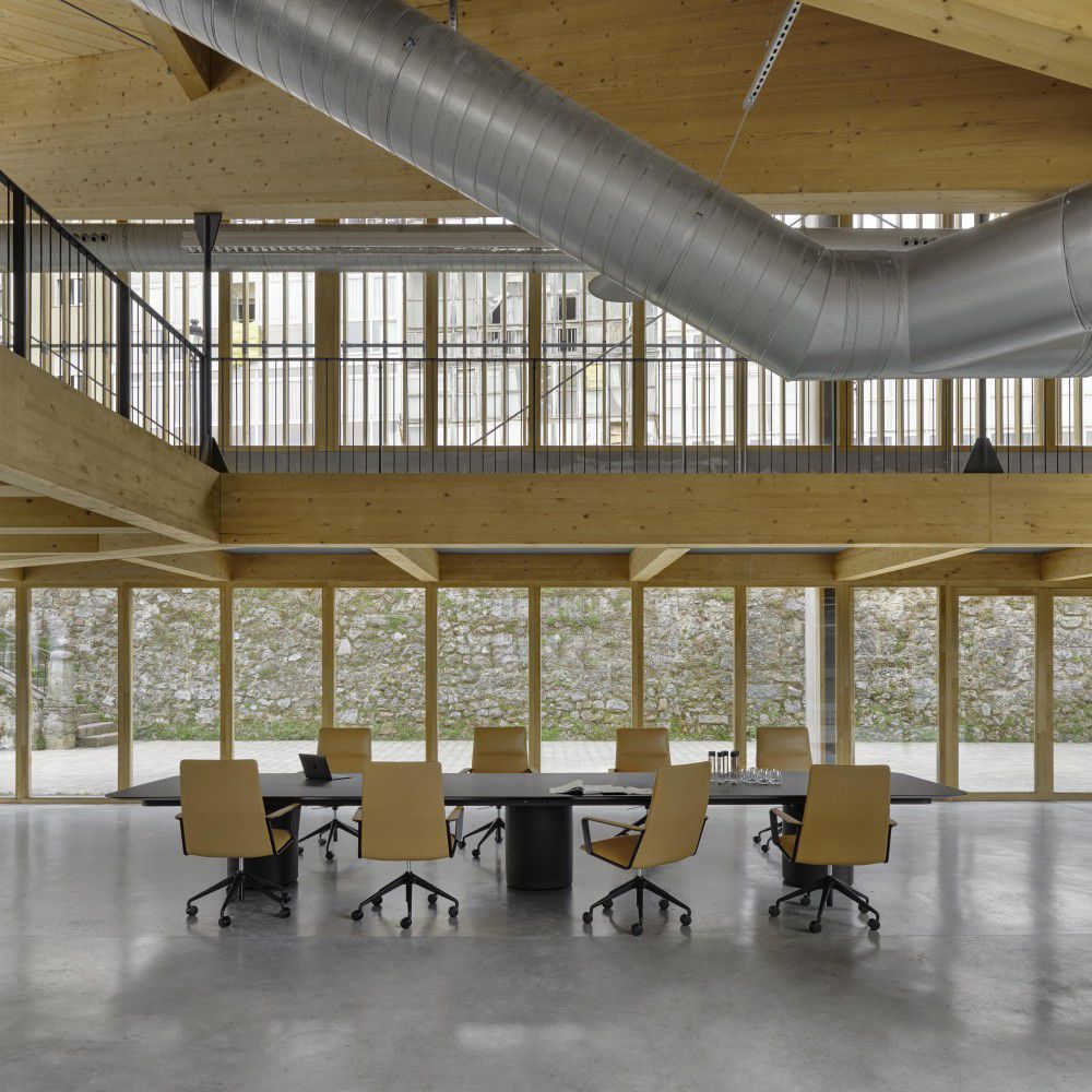 Contemporary conference table - SOLID - Andreu World - polyethylene ...