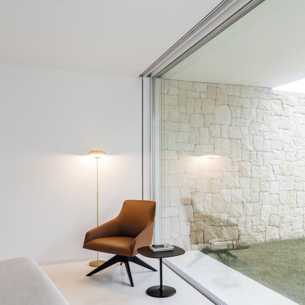 Contemporary side table - DUAL - Andreu World - oak / round / home