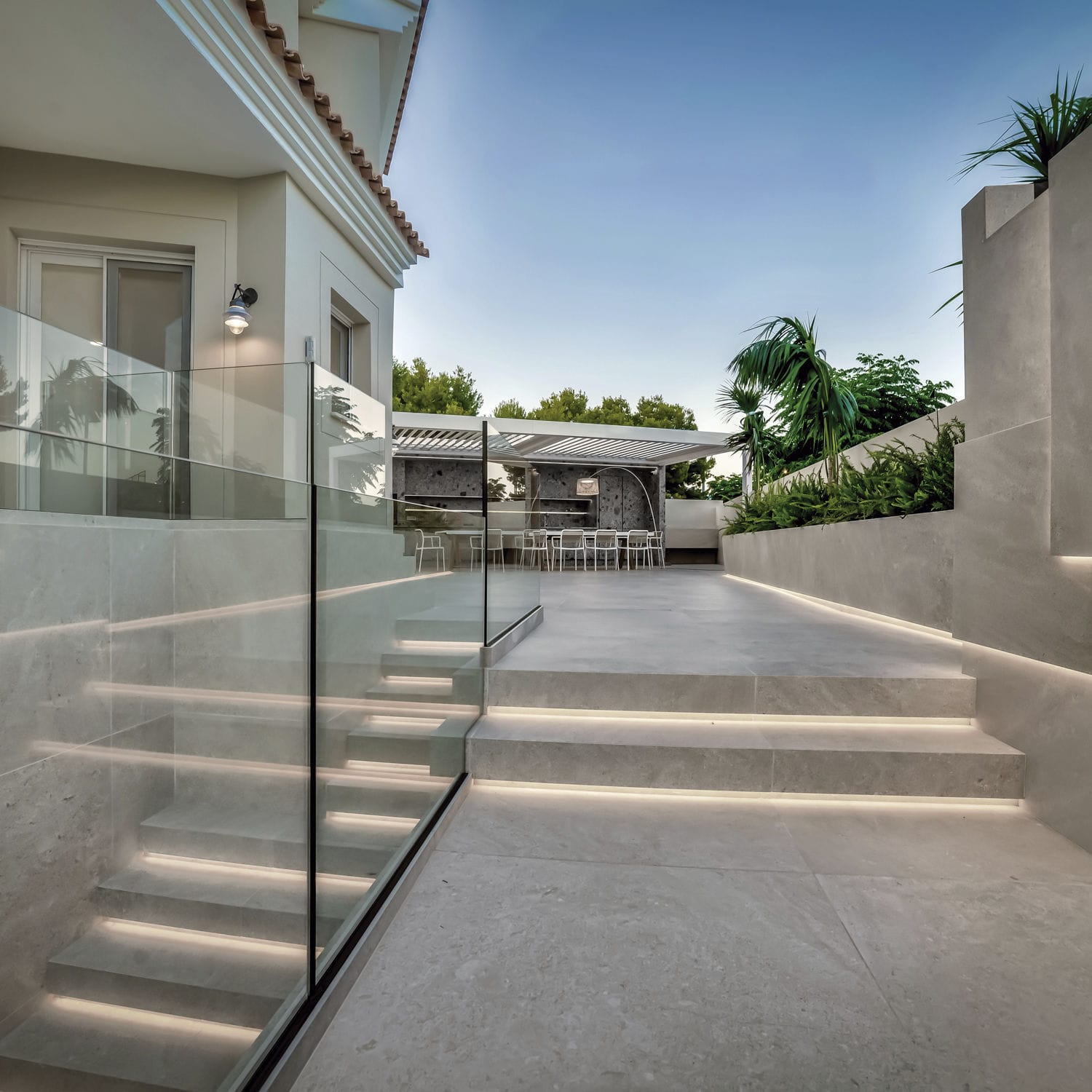 Porcelain stoneware tile - PETRA - INALCO - embossed / natural finish ...