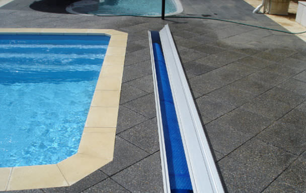 Security swimming pool cover - WINNING HIDEAWAY - Elite Pool Covers