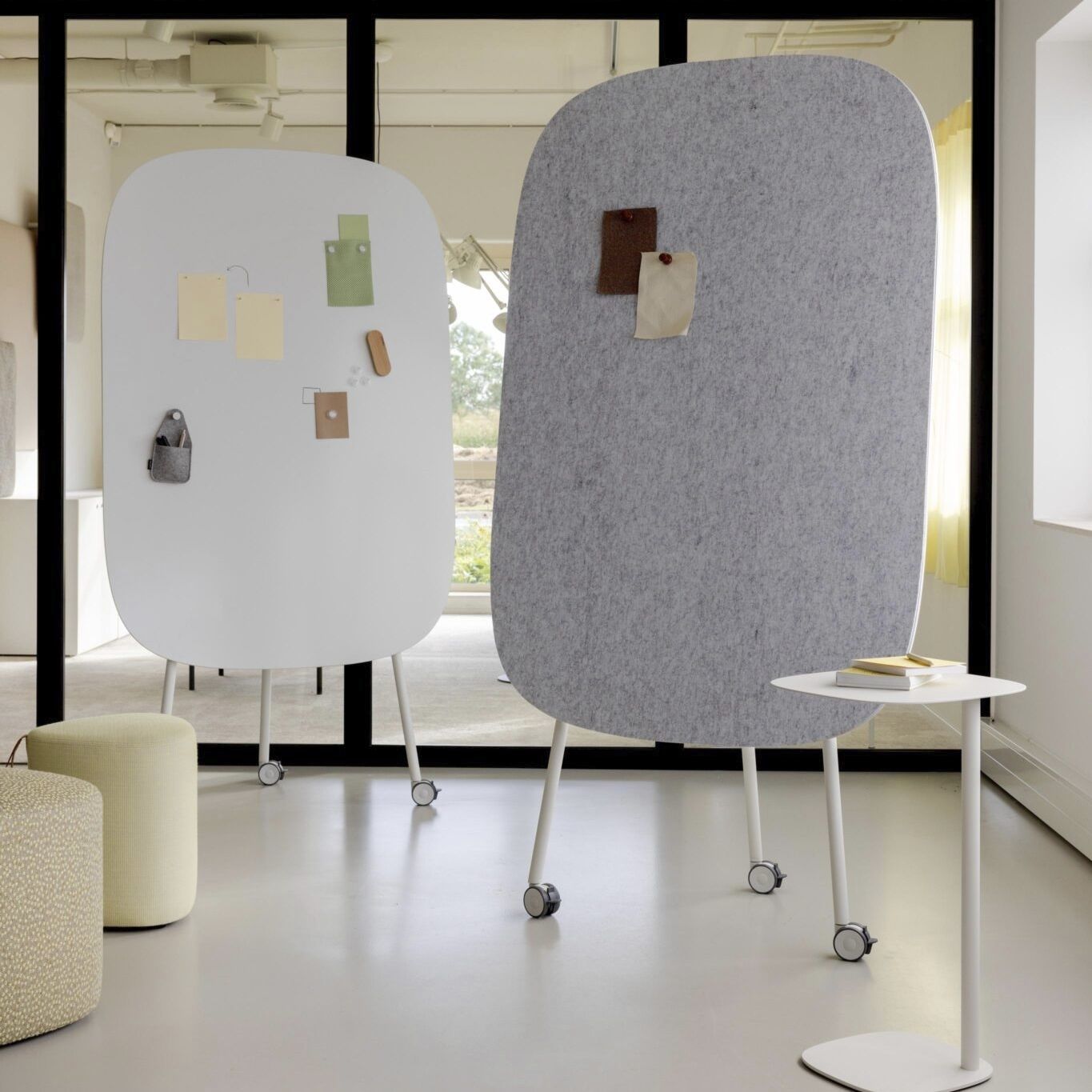 Floor-standing display panel - PULLY PINBOARD - Cascando - indoor / on ...