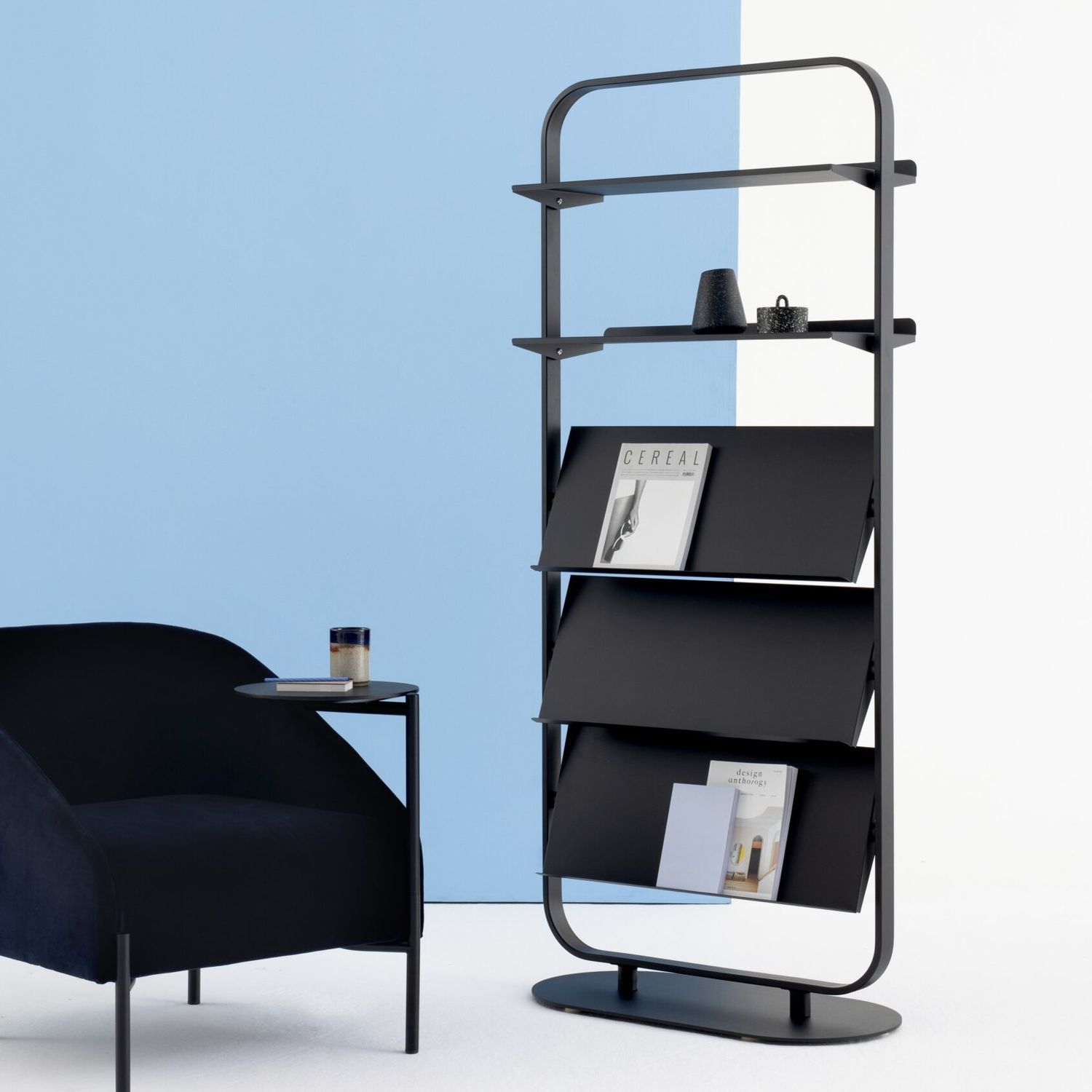 Floor-standing brochures rack - FOCUS - Cascando - steel / aluminum ...