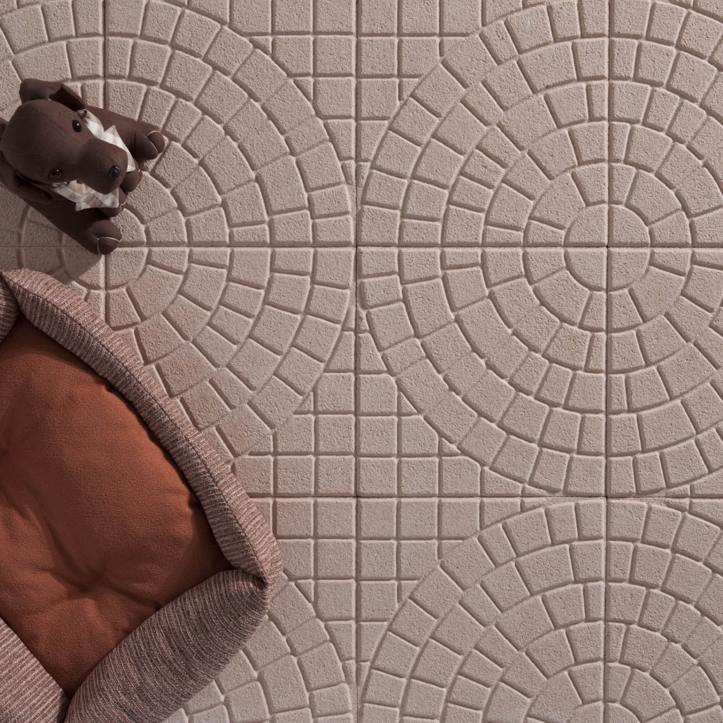 Concrete paving slab - PINK DOLOMITES CIRCULAR PAVÉ - MASPE PAVINGS ...