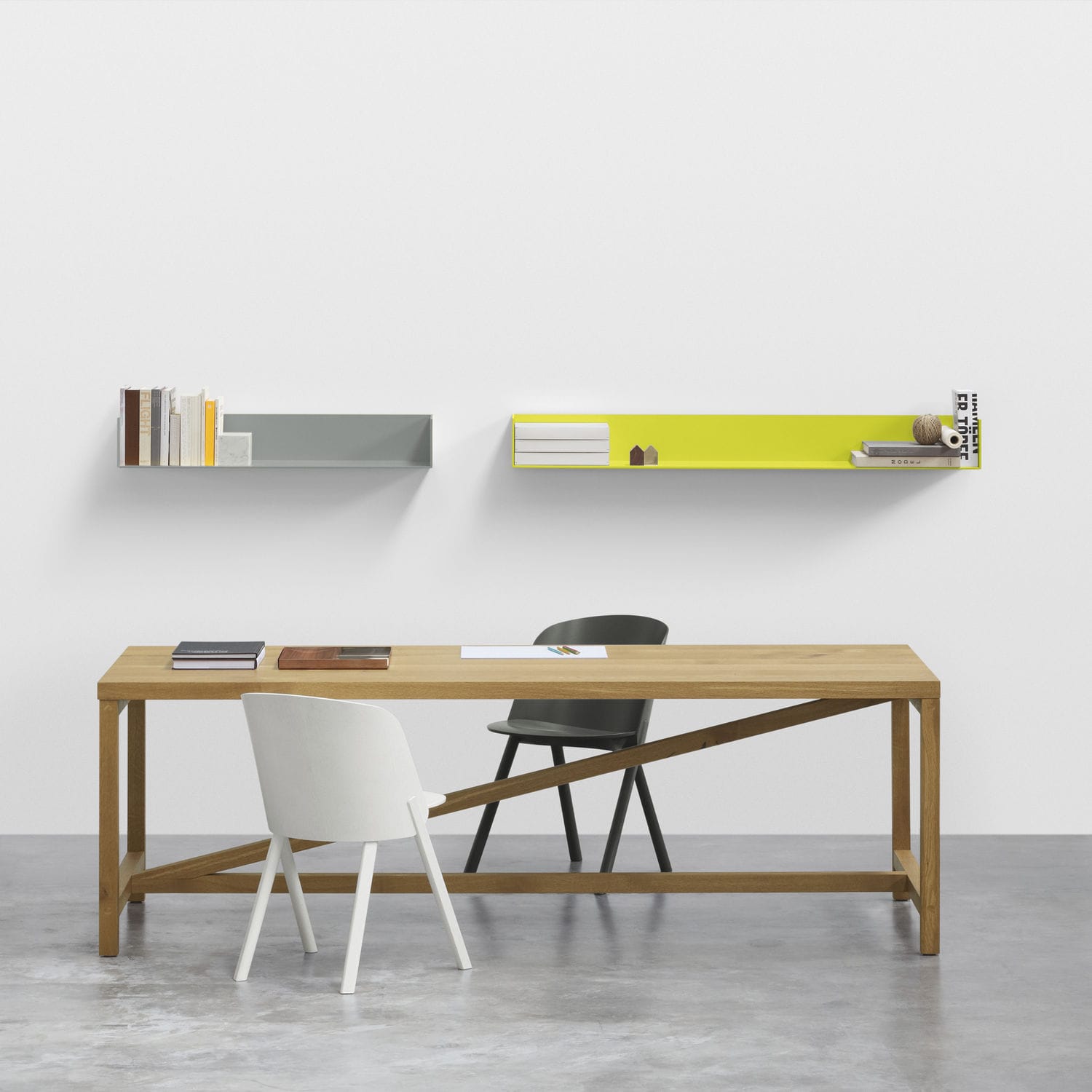 Wall-mounted shelf - SH06 PROFIL - e15 - contemporary / lacquered ...