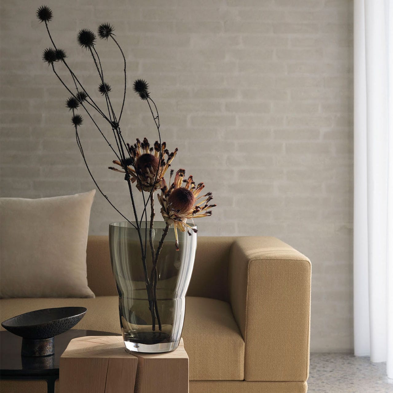 Contemporary vase - VIPP248 - VIPP - blown glass