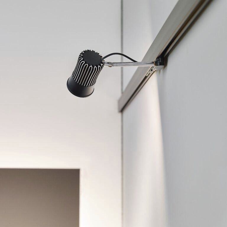 Side Mount Track Lighting Surface Mounted Minimalist Modern Track Led