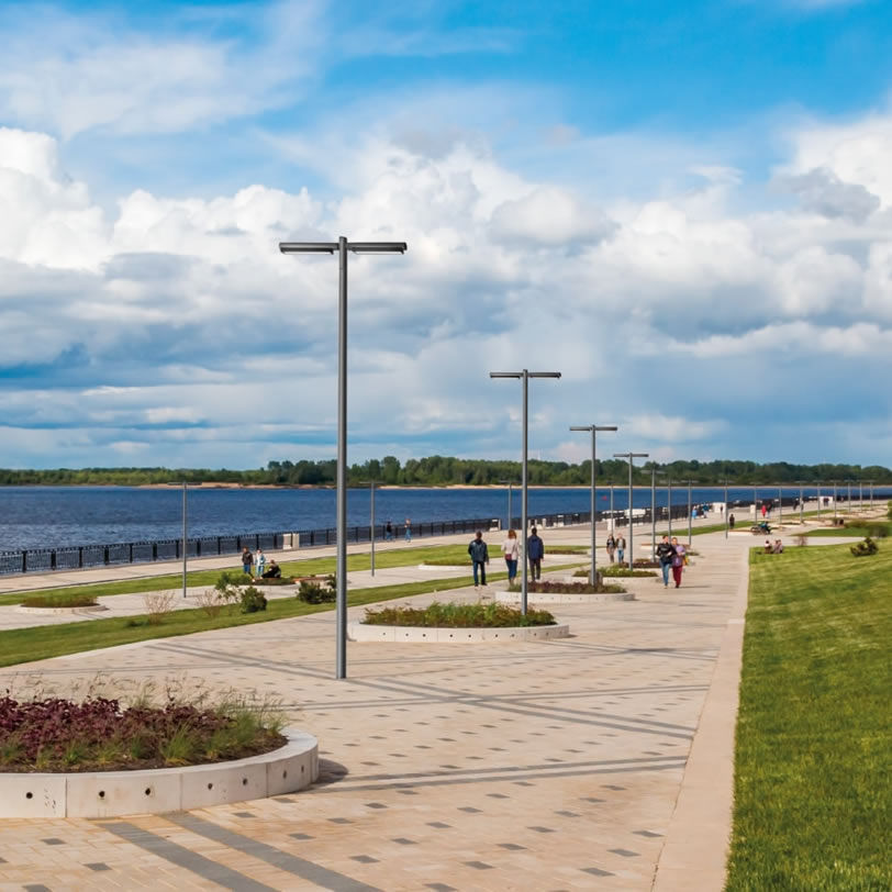 Urban lamp post - BOULEVARD - Simes - contemporary / metal / LED