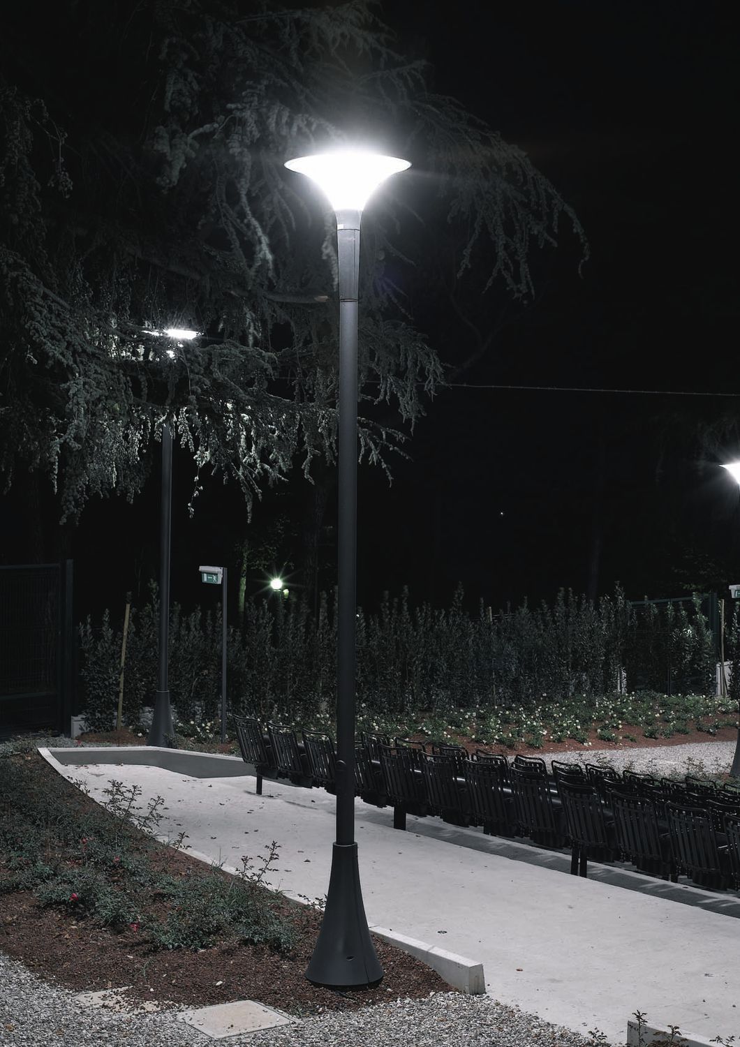 Urban lamp post - STUD 1 - Mareco Luce - contemporary / cast aluminum ...