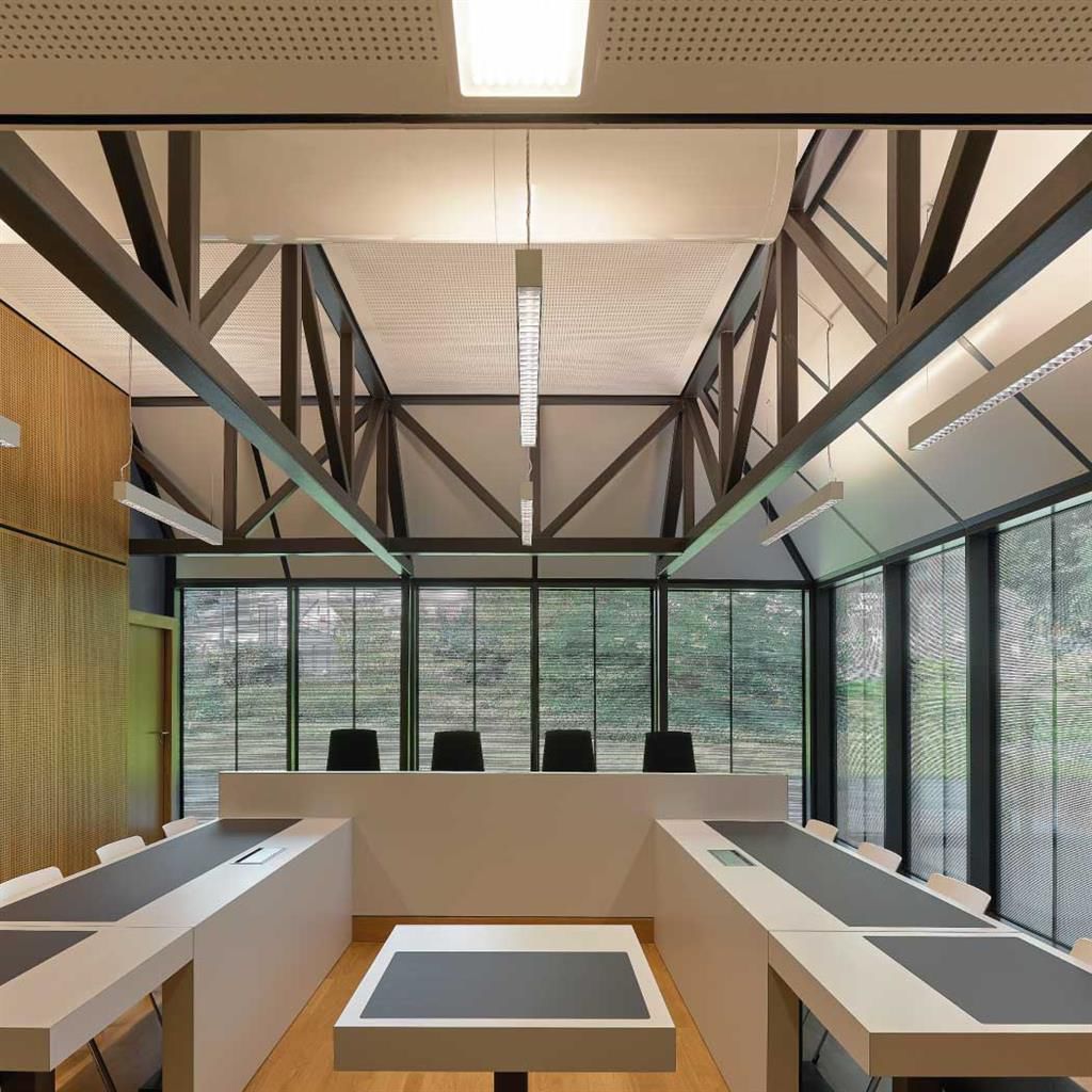 Surface mounted lighting profile - QUADRO SURFACE BLACK PLF 1124X50 ...