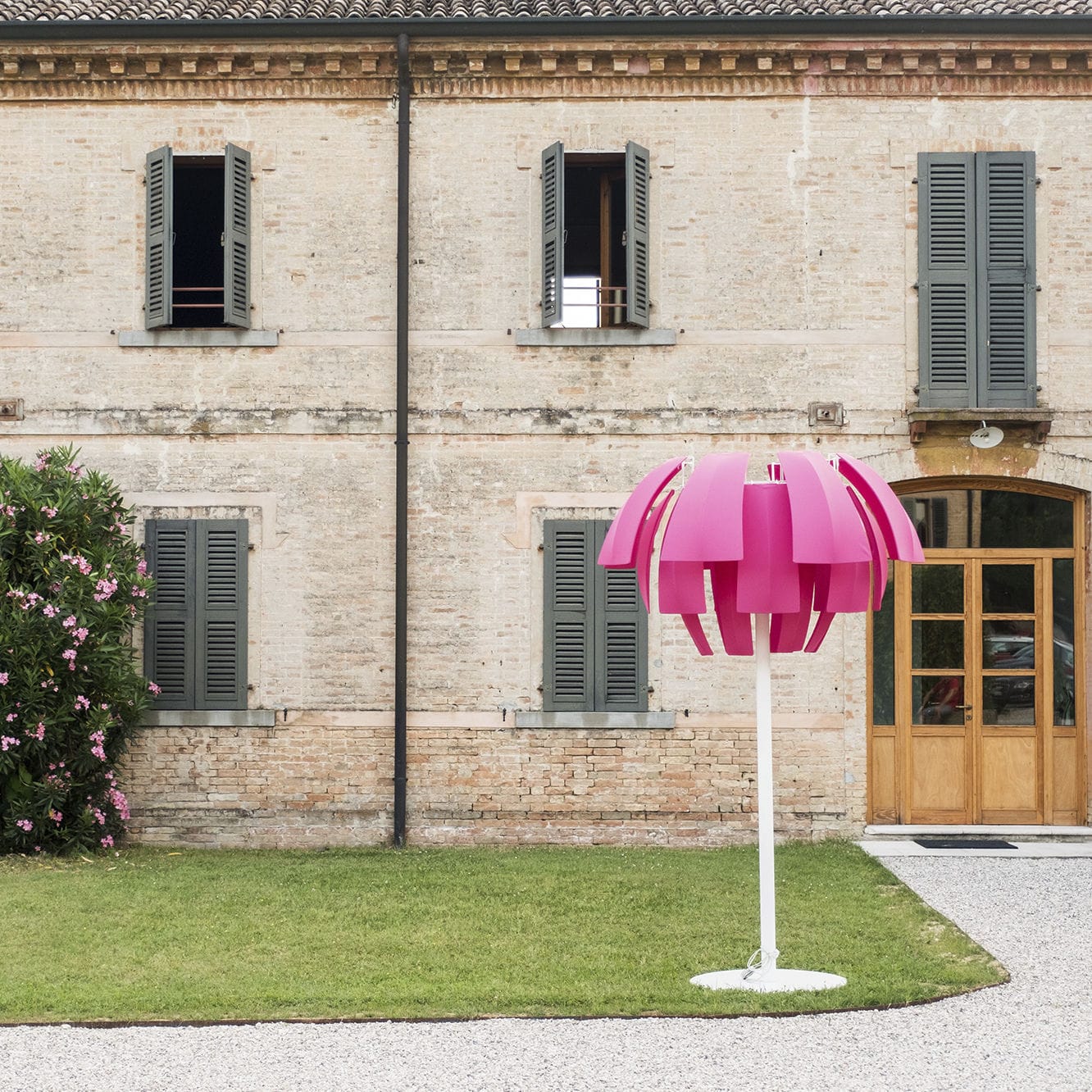 Floor-standing lamp - PLUMAGE - AXO Light - metal / fabric / original ...