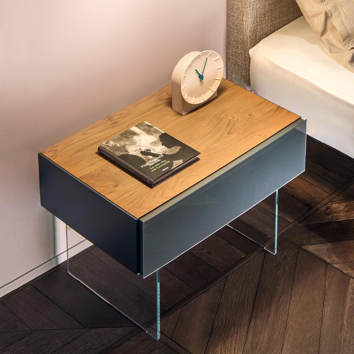 Contemporary bedside table - 36e8 - LAGO - lacquered wood / glass base ...