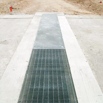 Drainage channel with grating - C SERIES - GRIDIRON S.P.A ...