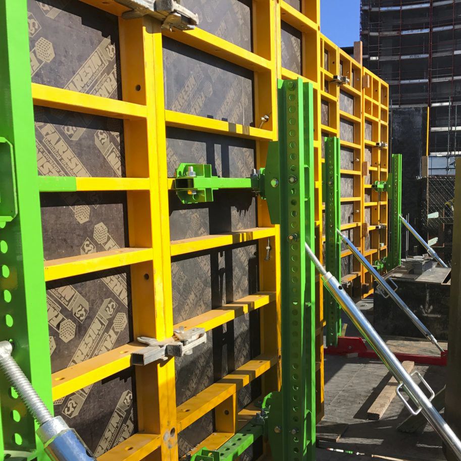Modular formwork - MODULO 2700 S120 H1350 - Faresin Formwork SpA ...
