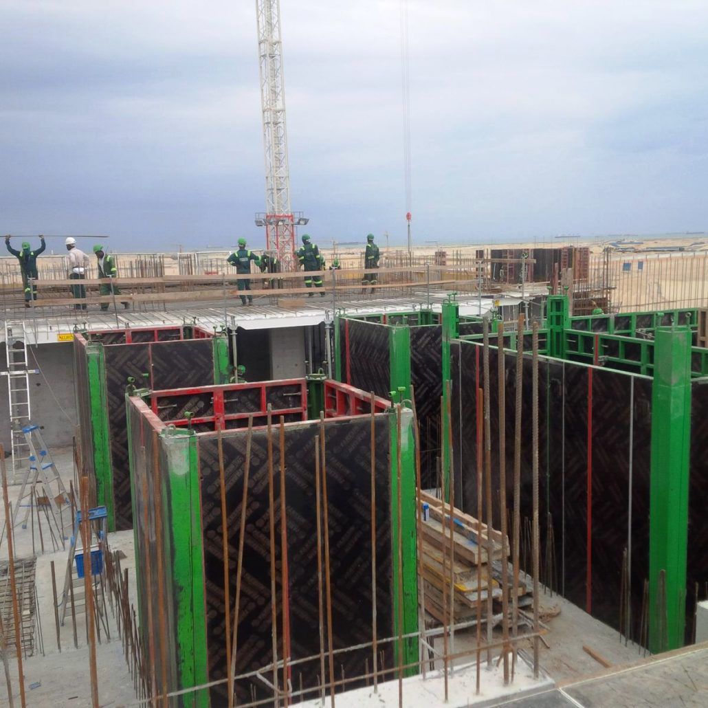 Frame formwork - LIFT SHAFT - Faresin Formwork SpA - plywood / steel ...