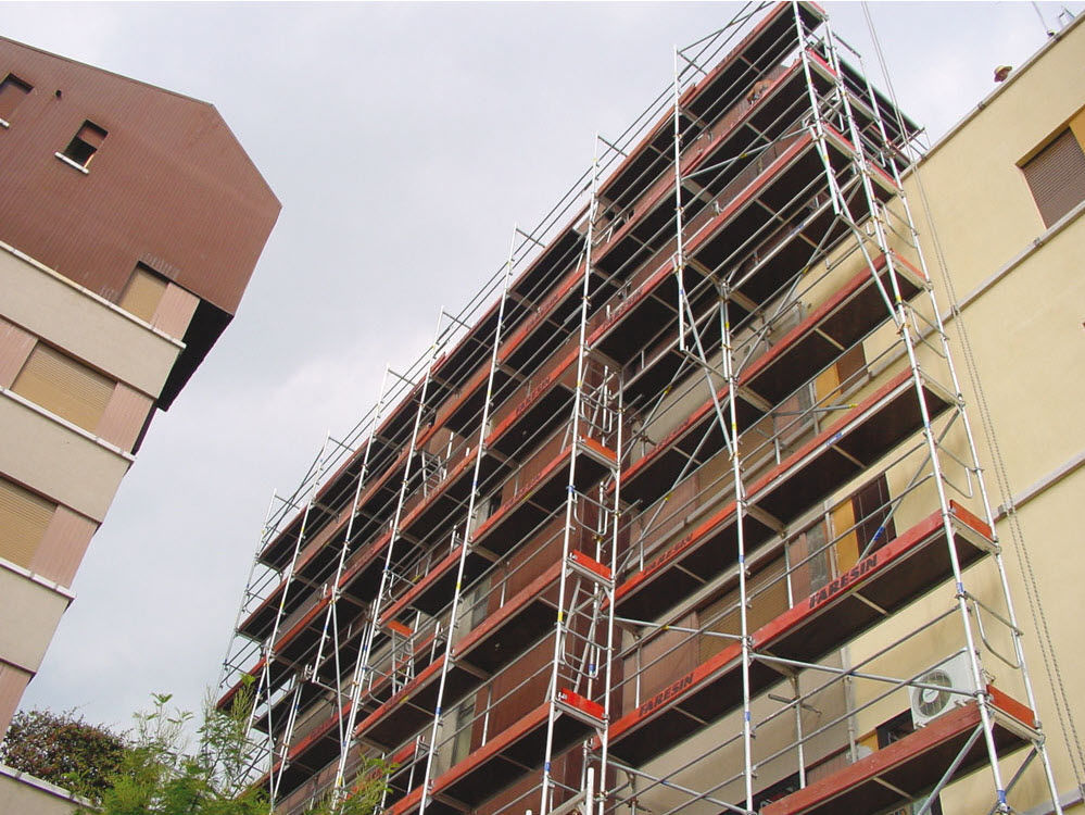 Zinc-plated steel scaffolding - MODUL FLEX - Faresin Formwork SpA ...