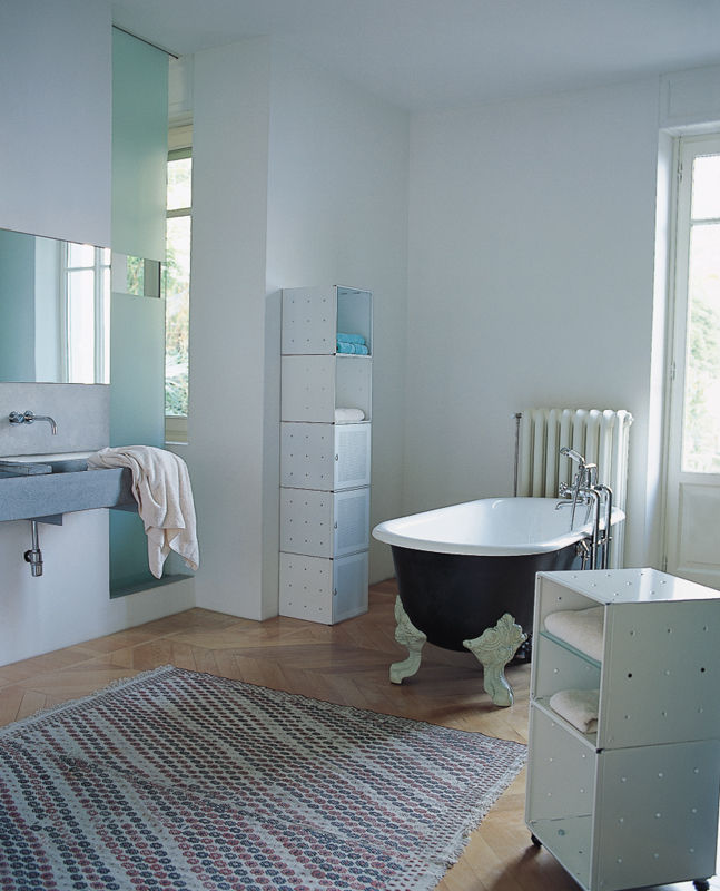 Wall-mounted storage cabinet - QBO - GRAEPEL ITALIANA - bathroom