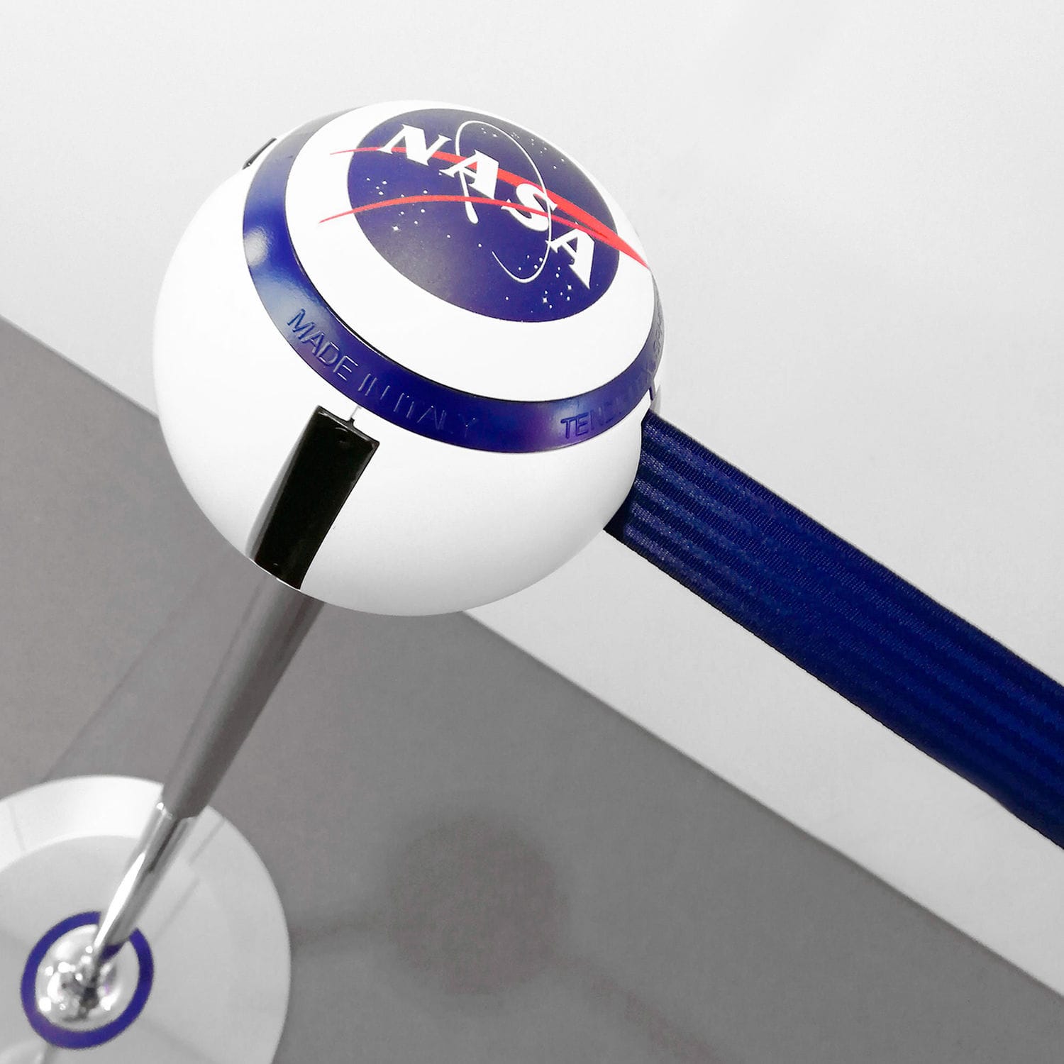 Guidance barrier with retractable strap - "GIORGIA" TENDIFLEX® SPHERE ...