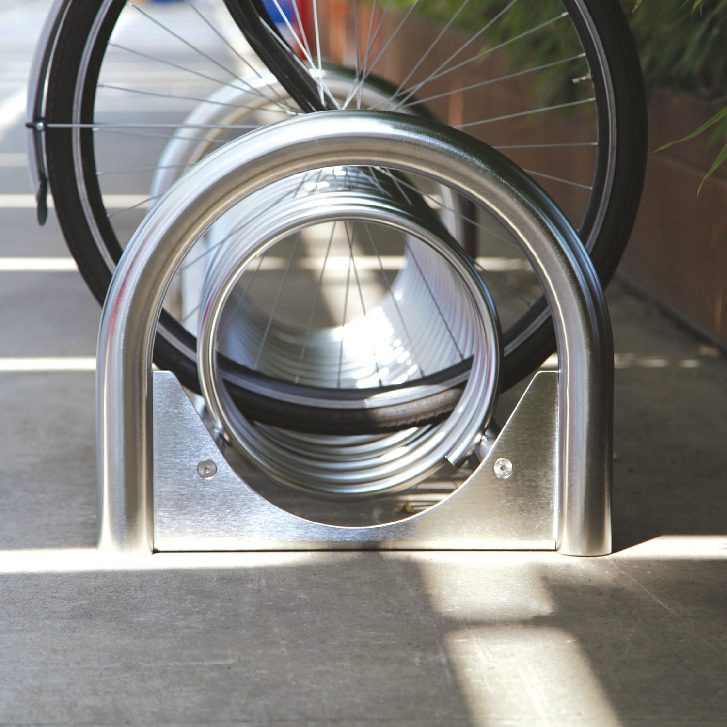 Floor-mounted bike rack - CICLOS - METALCO - interior / for public ...