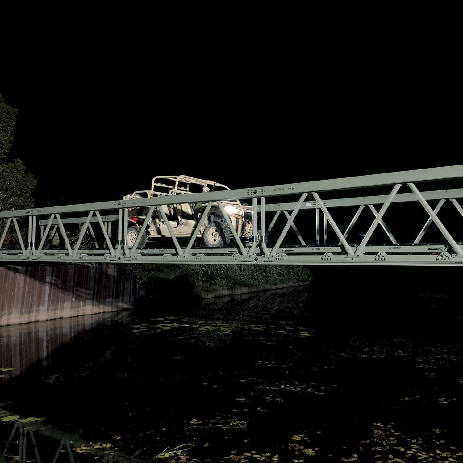 Aluminum bridge - MAADI Group - arch / modular / mobile