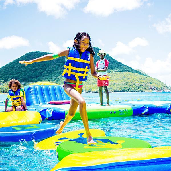 Public pool inflatable play module - WIGGLEBRIDGE - Wibit Sports